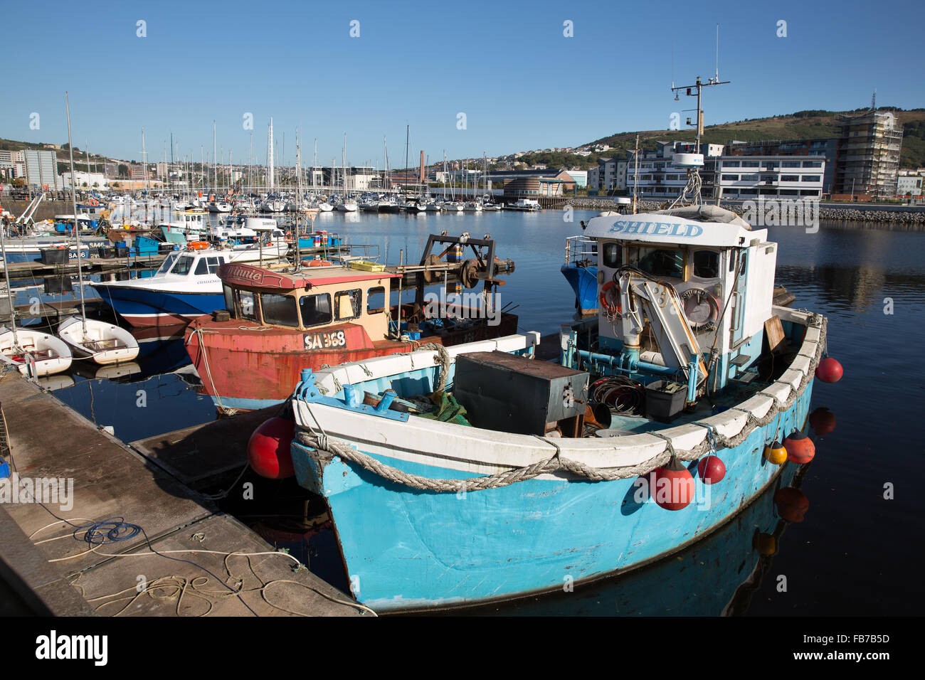 Boats wales hi-res stock photography and images - Alamy
