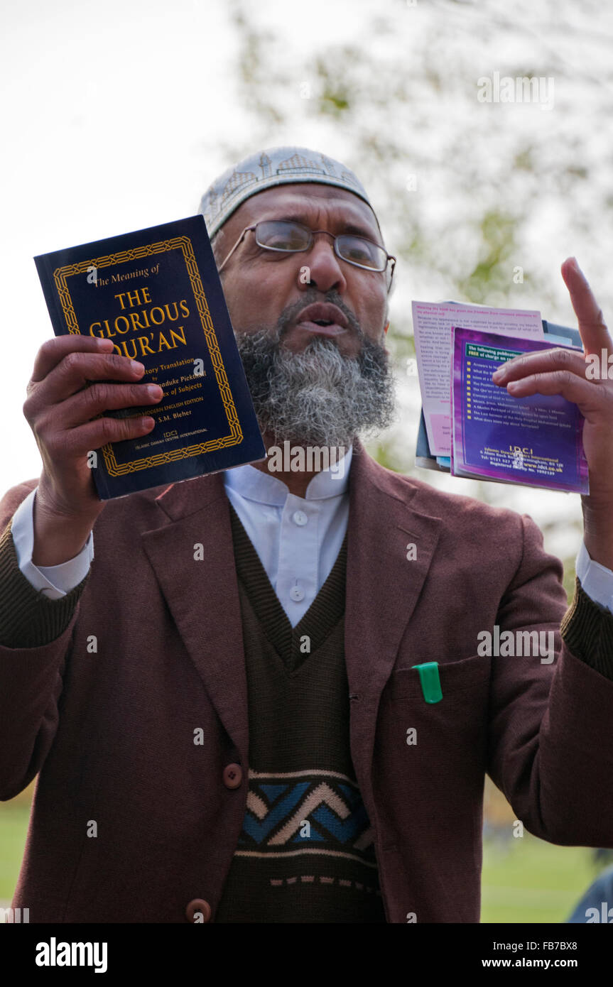 Muslim man preaching about the Quran at Speakers Corner in Central ...