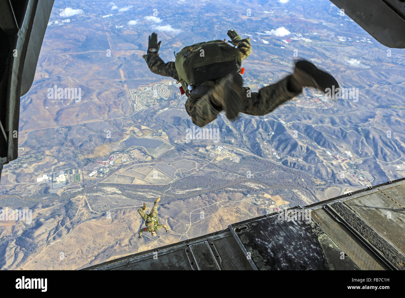 U.S. Marine free fall at 10,000 feet above drop zone, USA Stock Photo ...
