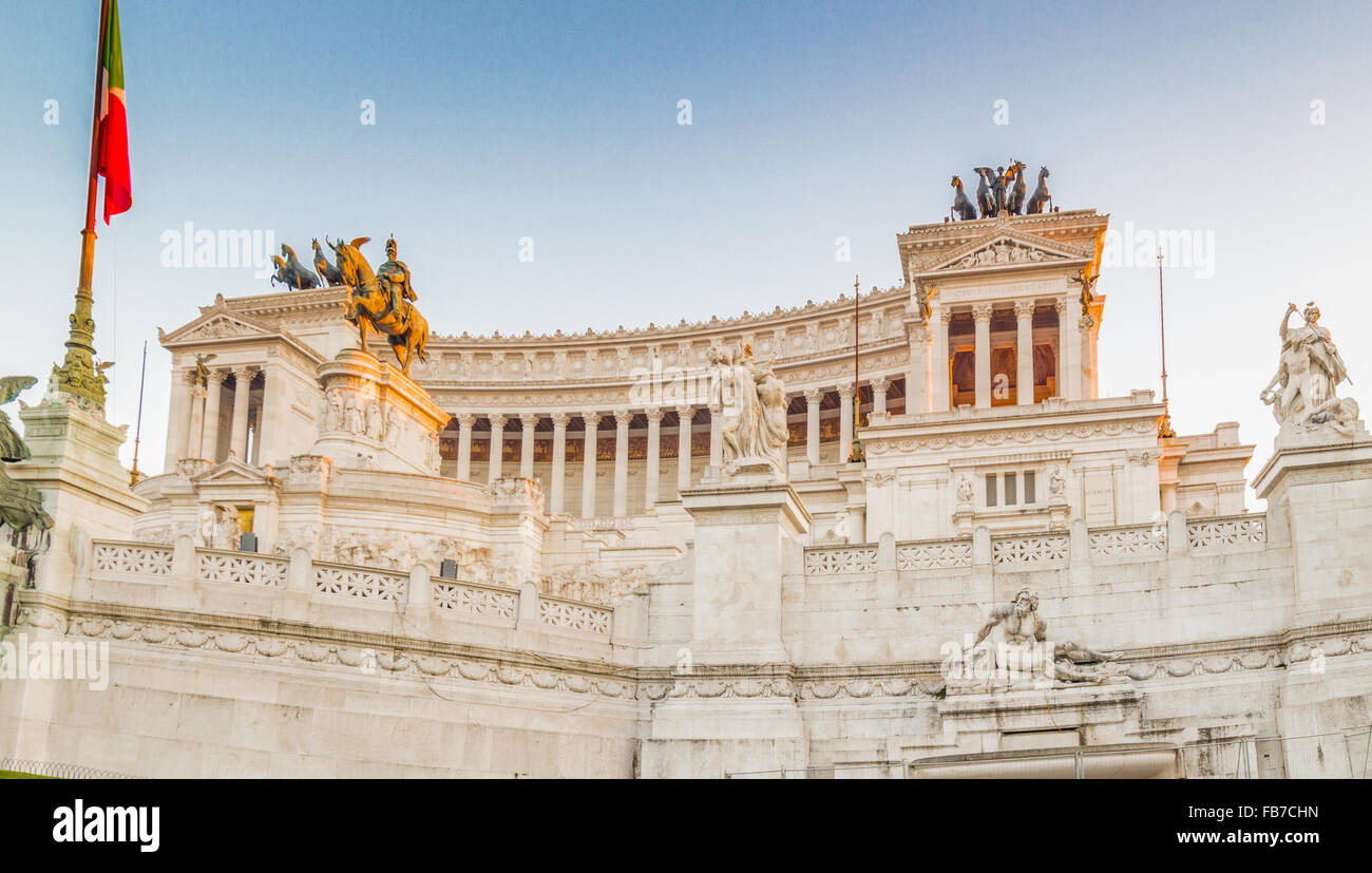 white imposing monument in rome Stock Photo - Alamy
