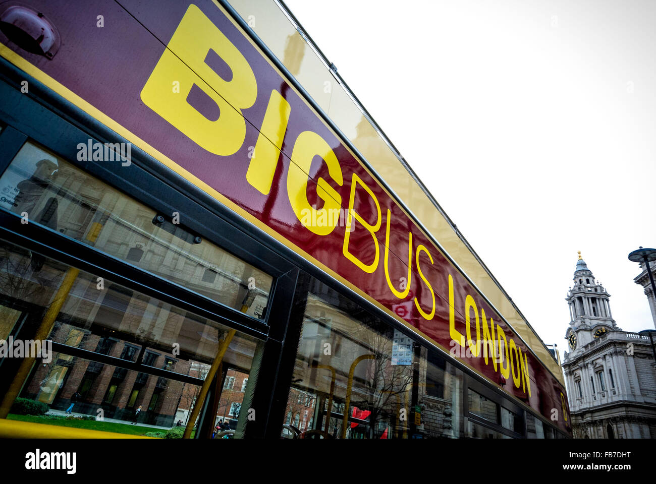 Big bus hi-res stock photography and images - Alamy