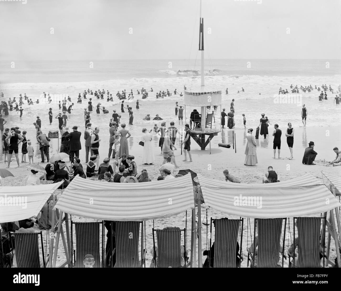 Beach Scene, Atlantic City, New Jersey, USA, circa 1910 Stock Photo - Alamy