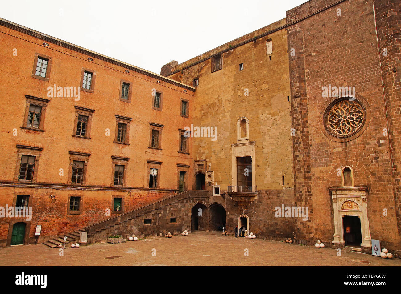 Castel nuovo courtyard hi-res stock photography and images - Alamy