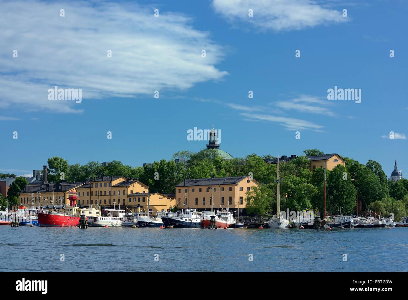 Stockholm embankment with boats Stock Photo - Alamy