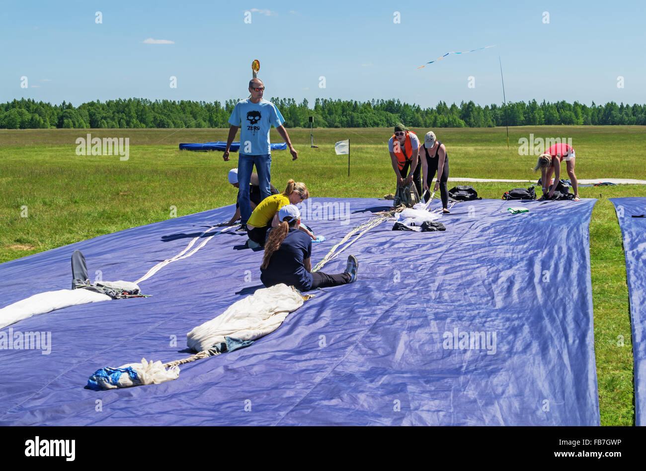 Parachutists - 2015.Packing of parachute Stock Photo - Alamy