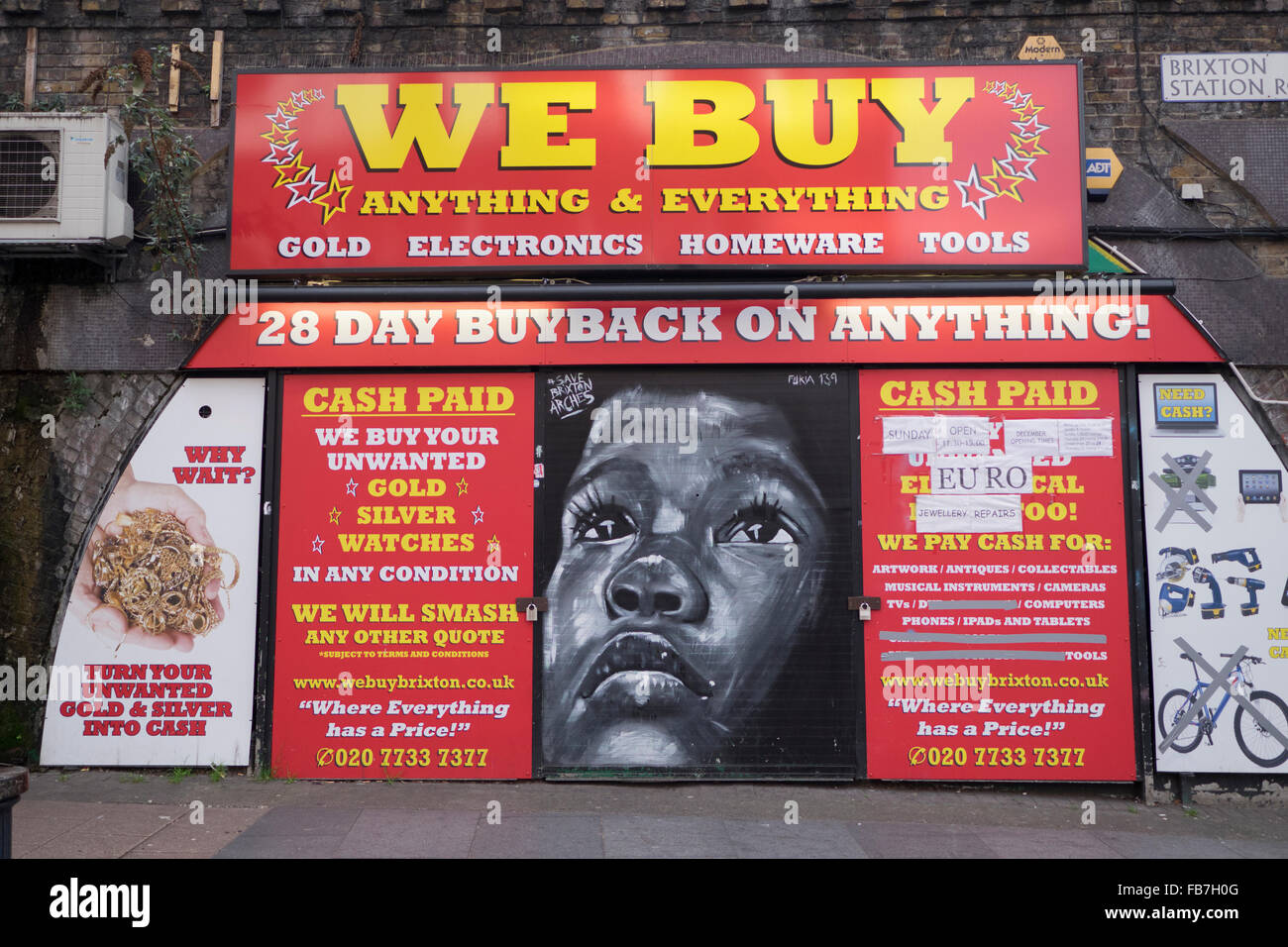 London pawnbrokers hi-res stock photography and images - Alamy