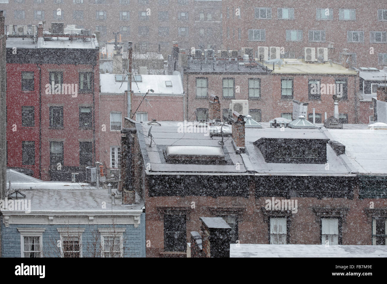 White roofs nyc hi-res stock photography and images - Alamy