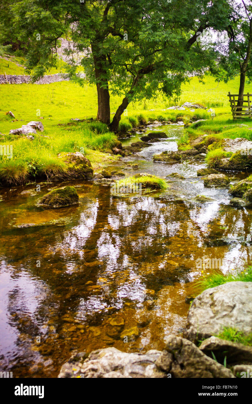 England malham hi-res stock photography and images - Alamy