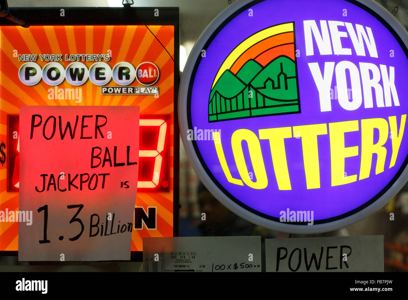 New York, USA. 11th Jan, 2016. An advertisement for the Powerball ...