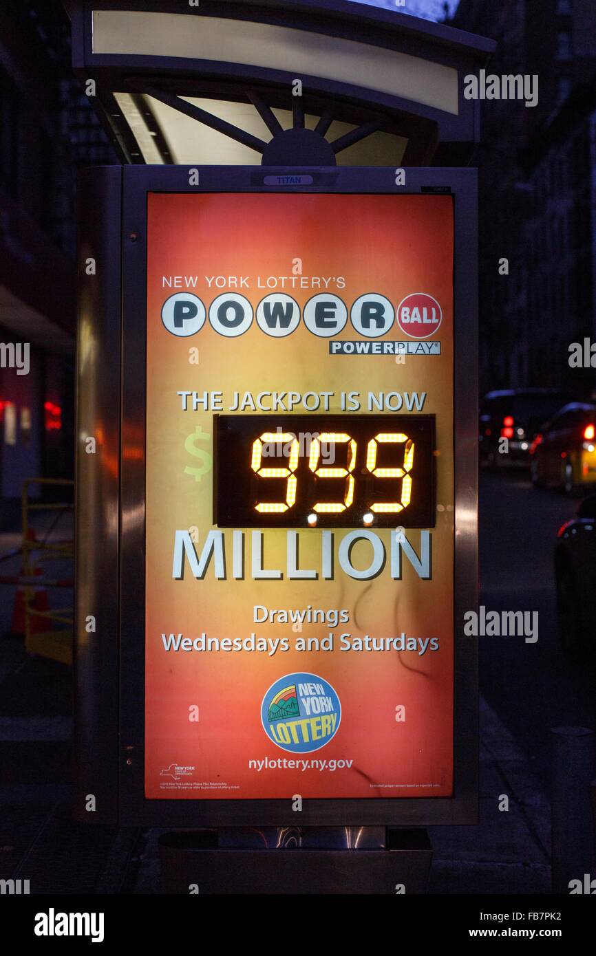 New York, USA. 11th Jan, 2016. An advertisement for the Powerball ...