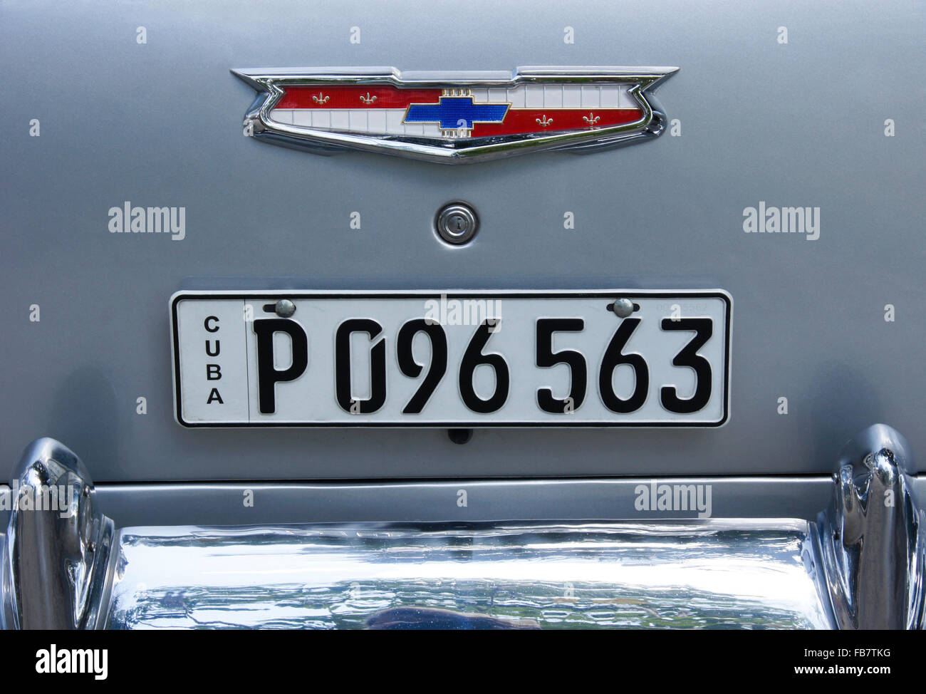 Classic car insignia hi-res stock photography and images - Alamy