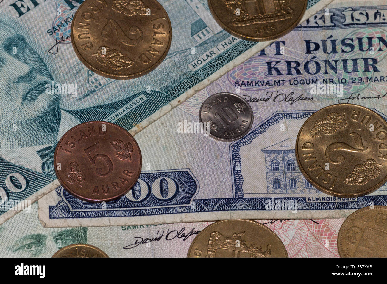 Icelandic currency money 1000 kronur hi-res stock photography and ...
