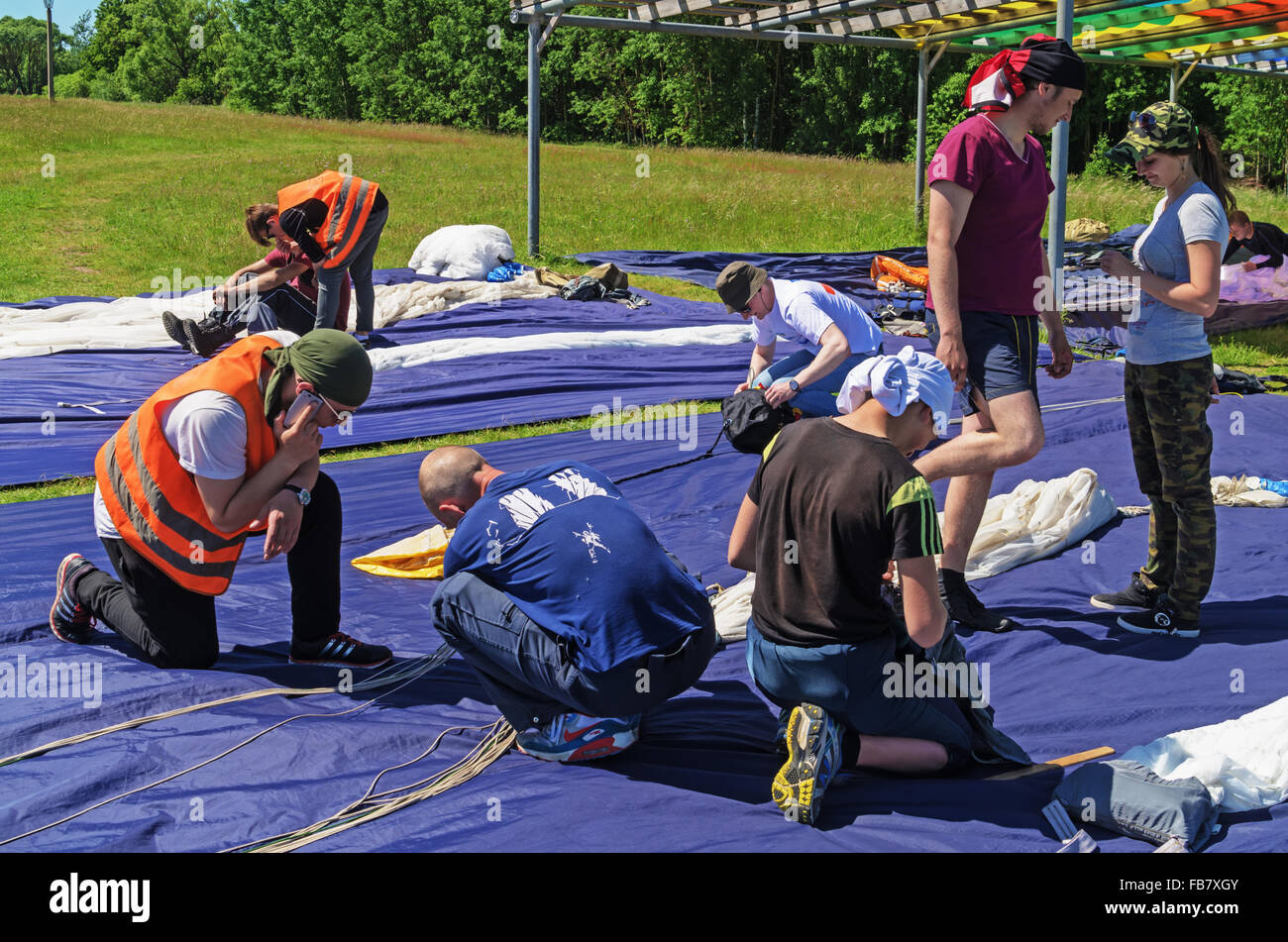 Parachutists - 2015.Packing of parachute Stock Photo - Alamy