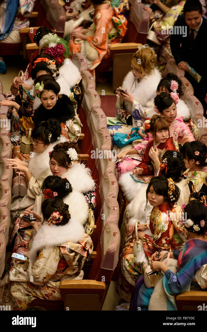 Japanese 20 year olds hi-res stock photography and images - Alamy