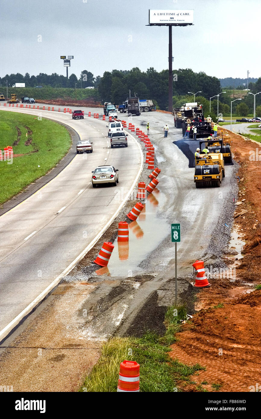 Interstate highway construction hi-res stock photography and images - Alamy