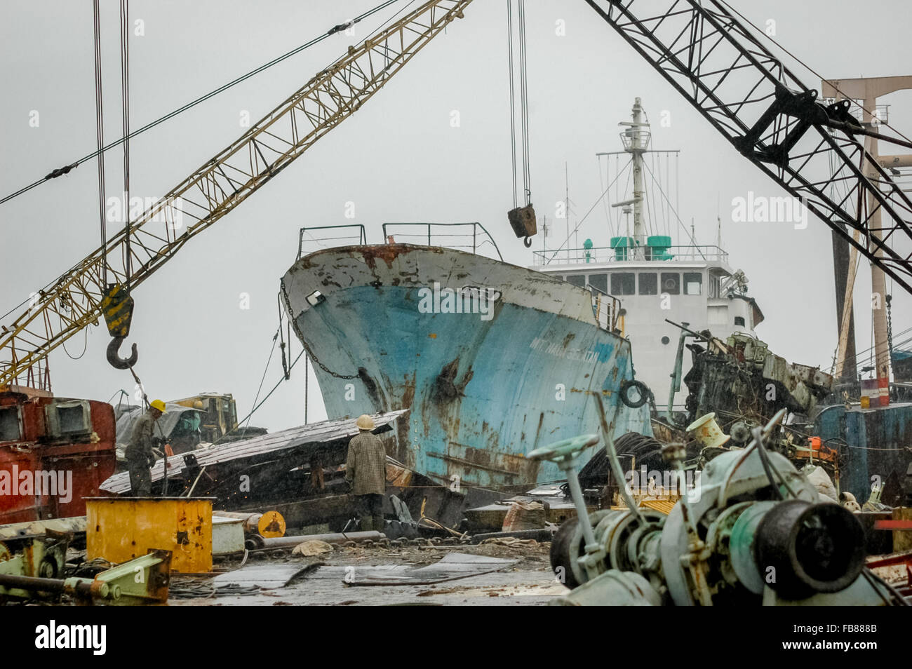 Ship Breakers Yard High Resolution Stock Photography and Images - Alamy