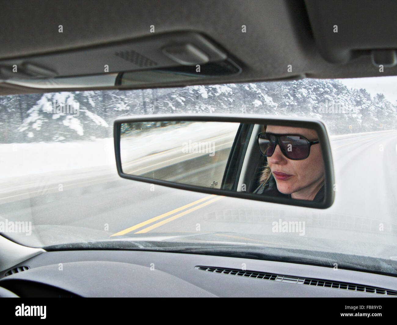 Car mirror woman hi-res stock photography and images - Alamy