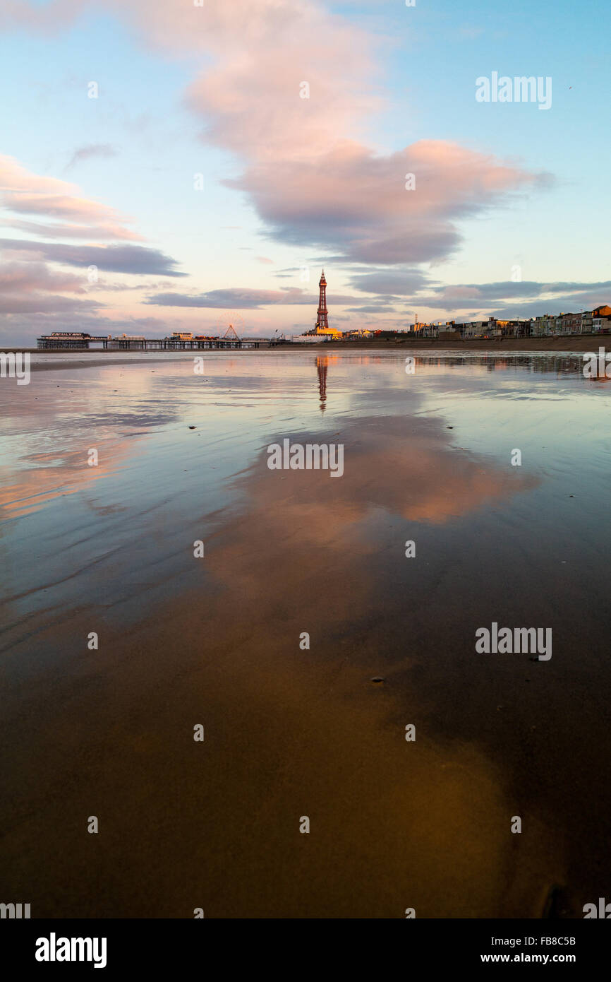 Blackpool UK, January 12th, 2016. weather news, A lovely winter's ...