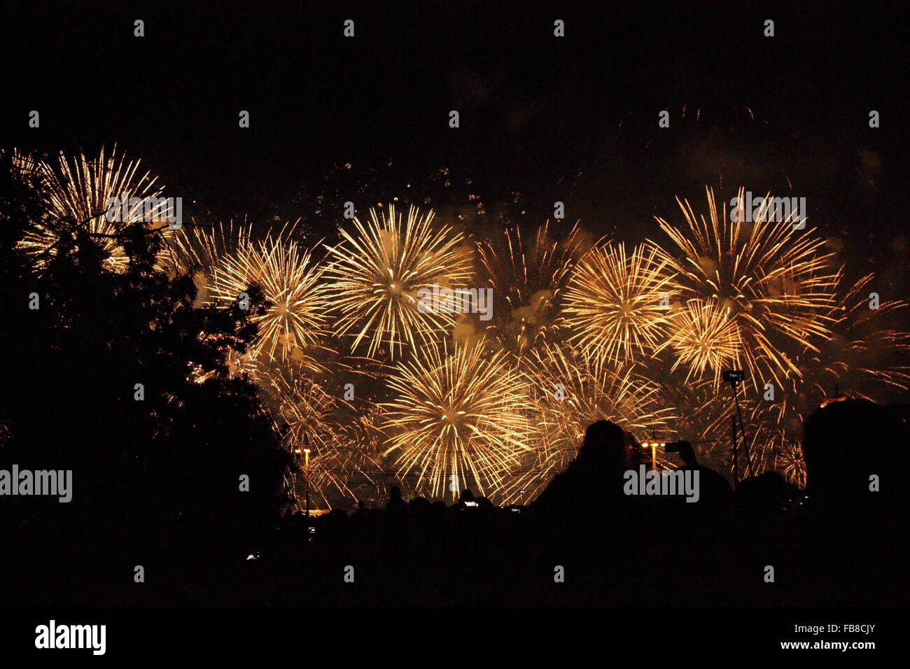 Outdoor fireworks hi-res stock photography and images - Alamy