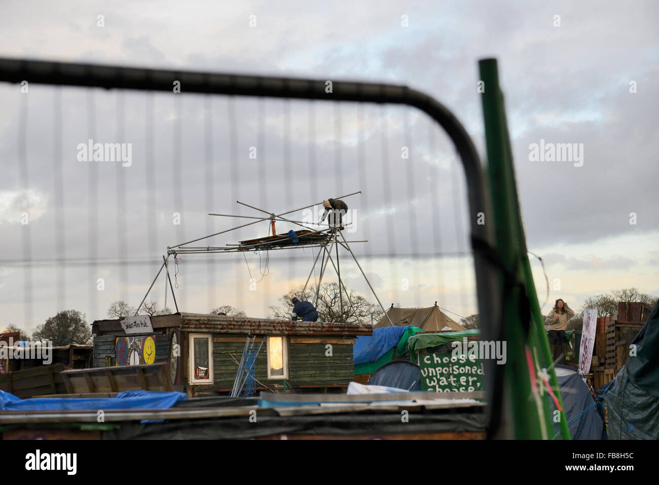 Tripod supported hi-res stock photography and images - Alamy