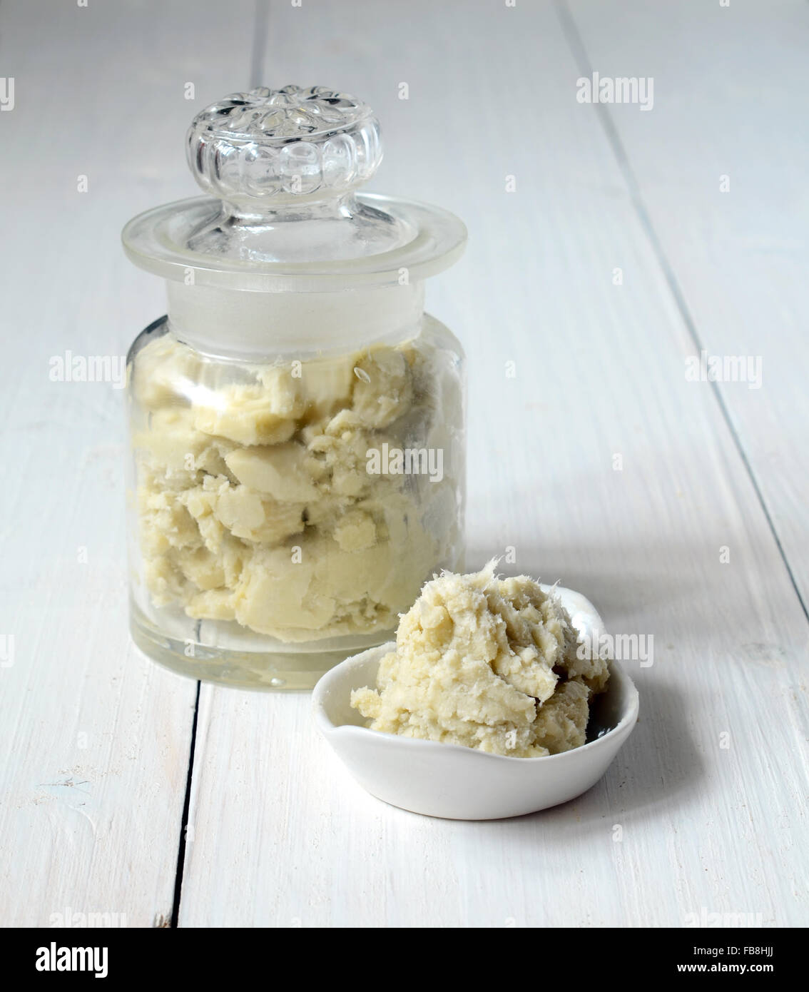 Shea butter hi-res stock photography and images - Alamy
