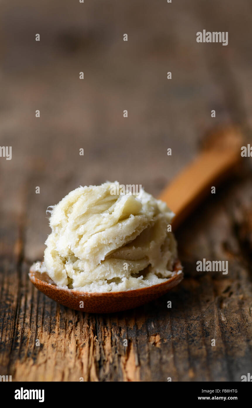 Organic shea butter hi-res stock photography and images - Alamy