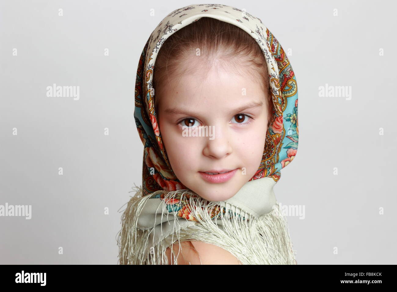 Traditional russian scarf hi-res stock photography and images - Alamy