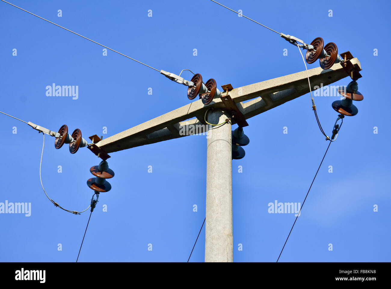 Concrete electric pole hi-res stock photography and images - Alamy