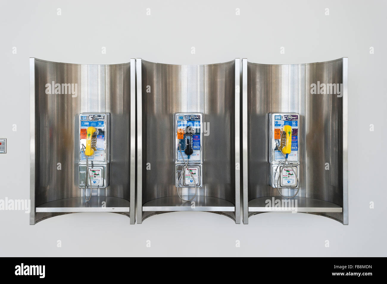 Pay phone booths hi-res stock photography and images - Alamy