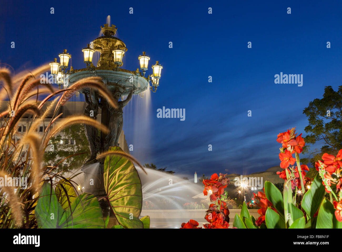 Bartholdi Fountain Washington DC at Night Stock Photo - Alamy