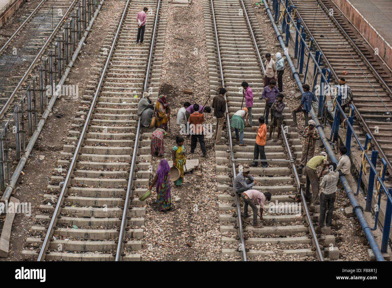 Indian workers hi-res stock photography and images - Alamy
