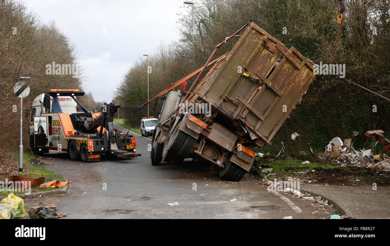 Fareham, Hampshire, UK. 12th January 2016. A refuse lorry overturned at ...