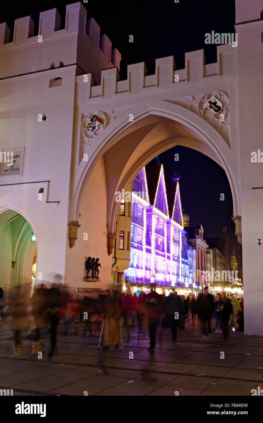 Christmas street decorations, Oberpollinger building, Neuhauser strasse ...