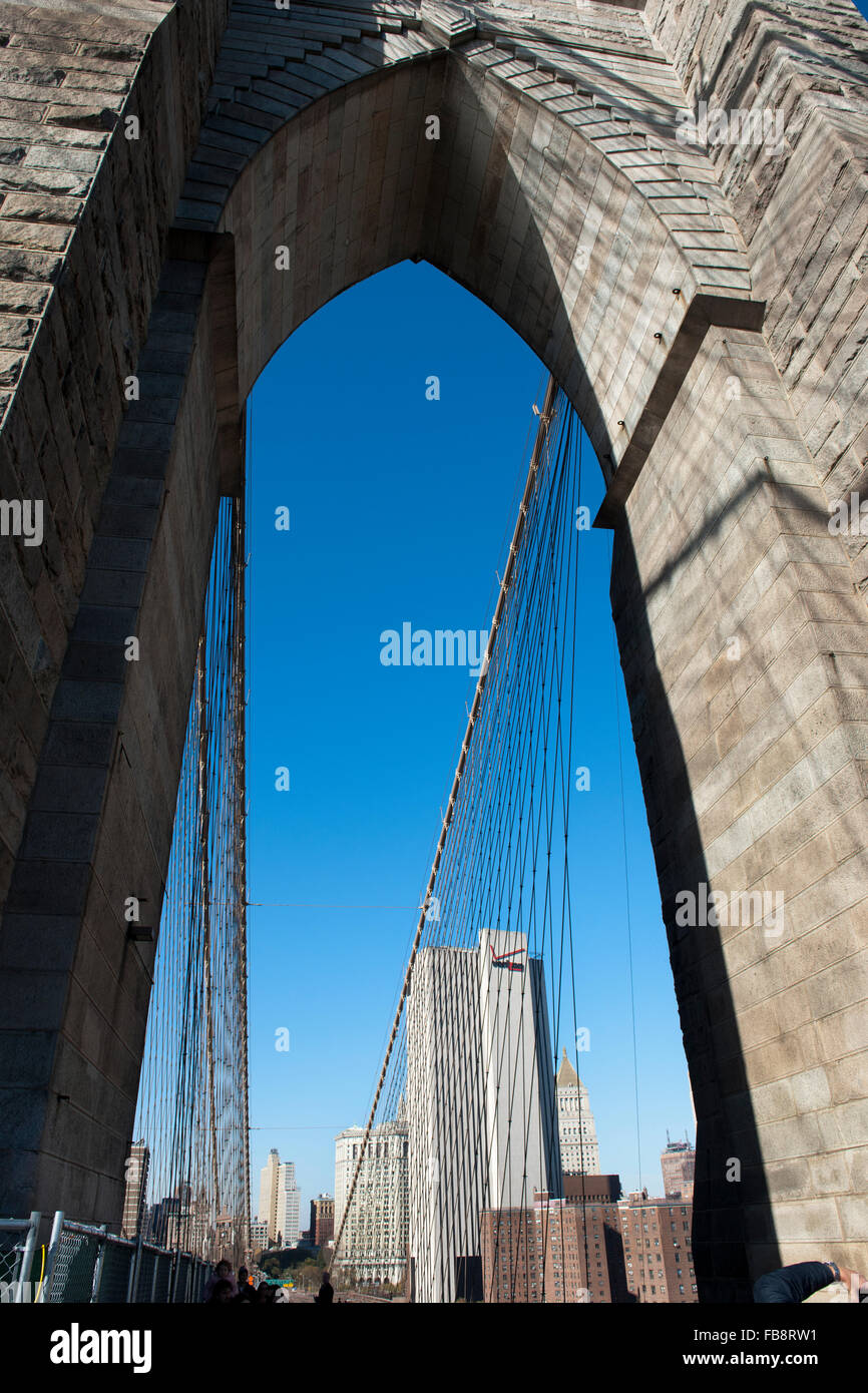 Brooklyn bridge arch hi-res stock photography and images - Alamy
