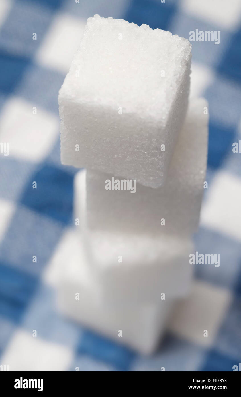 Lump white sugar hi-res stock photography and images - Alamy