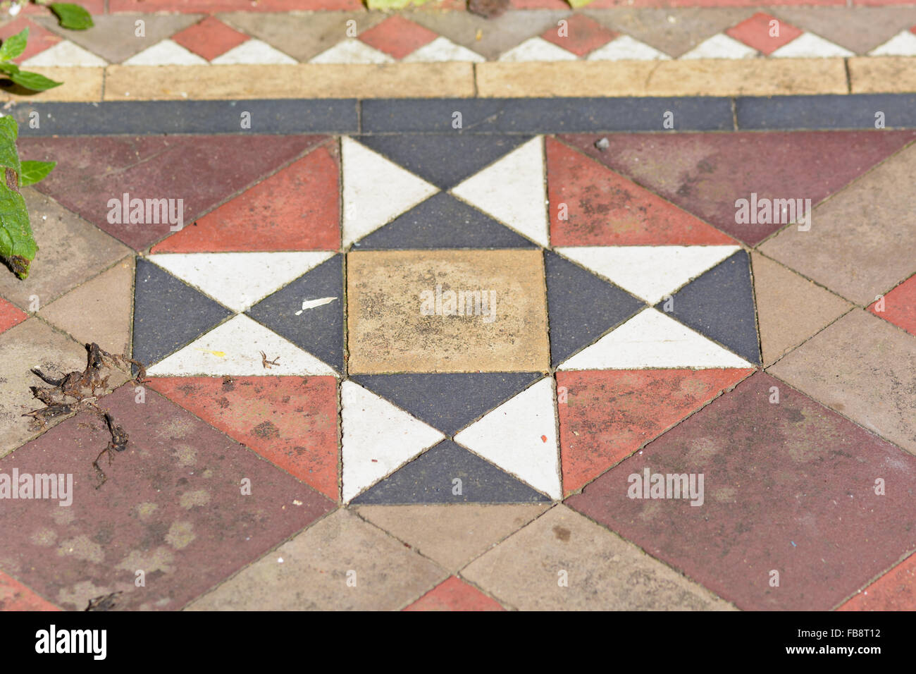 Octagonal tile hi-res stock photography and images - Alamy