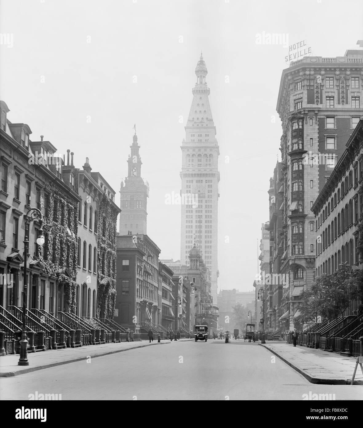 New york city street 1910 hi-res stock photography and images - Alamy