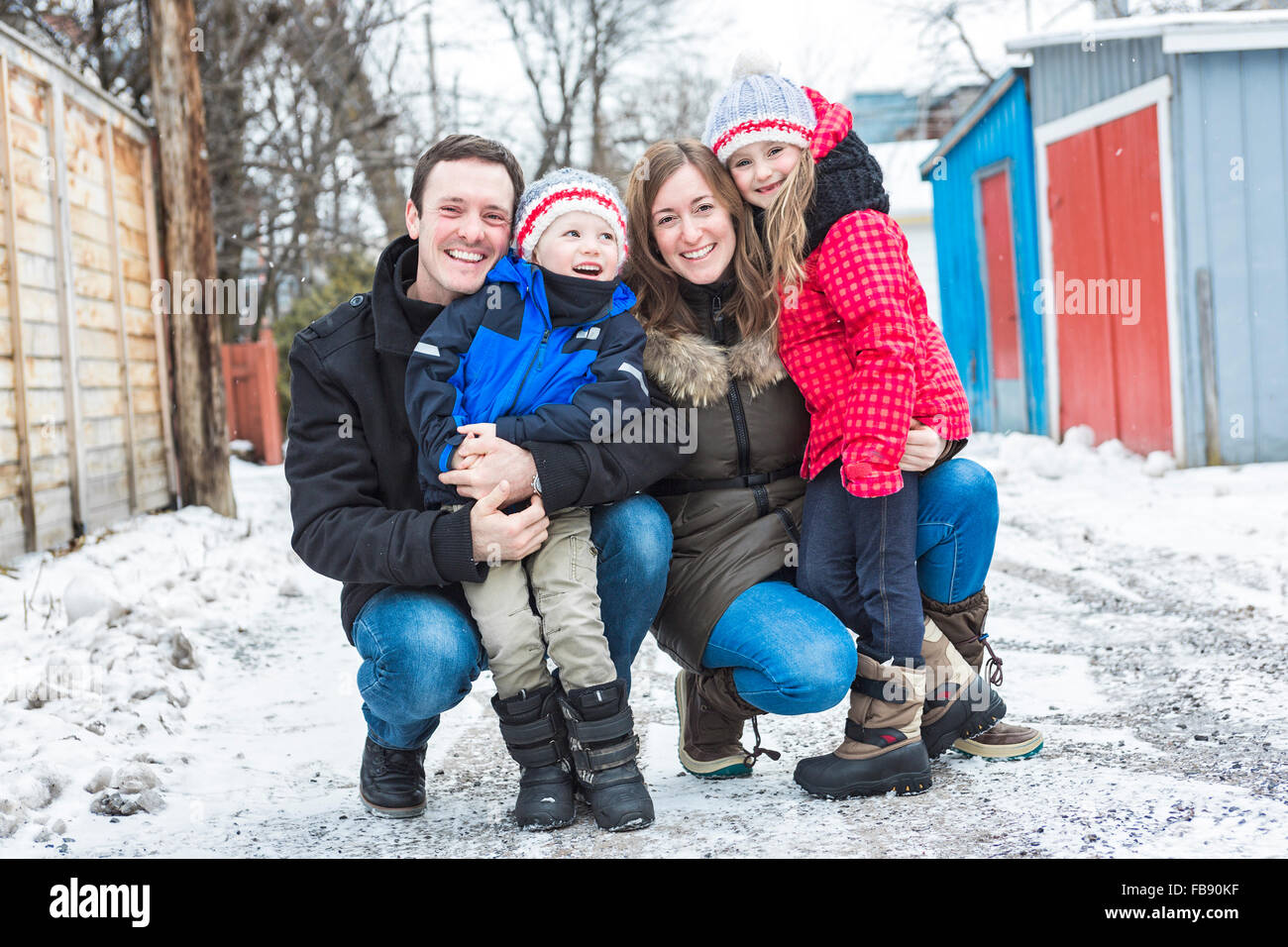 Family child on winter hi-res stock photography and images - Alamy