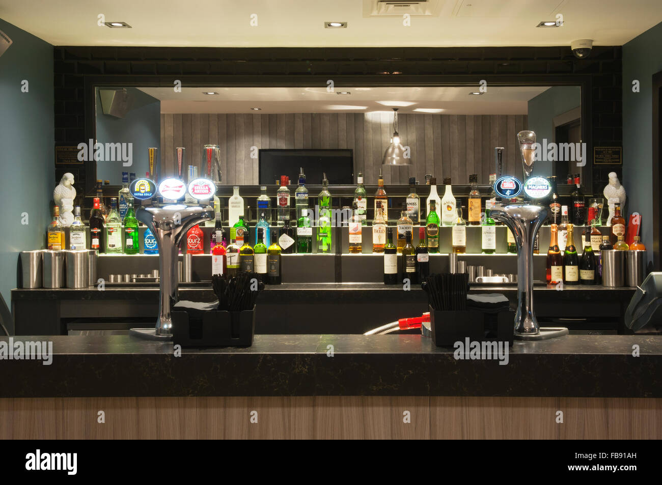 Modern bar in a hotel & conference centre, Aberdeen Stock Photo - Alamy