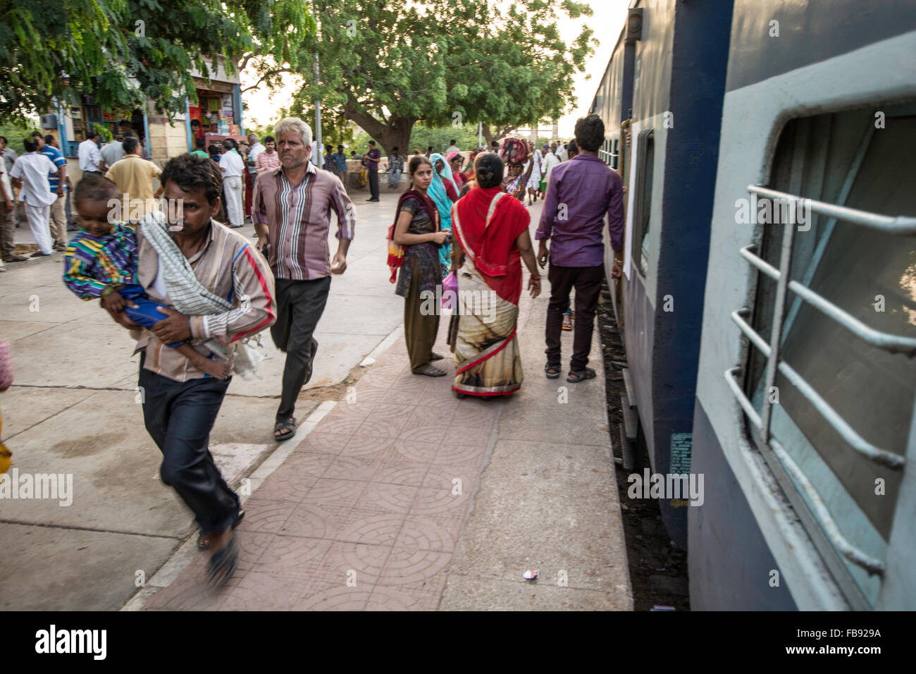 Rushing or running to make the train. Indian Railways, India Stock ...