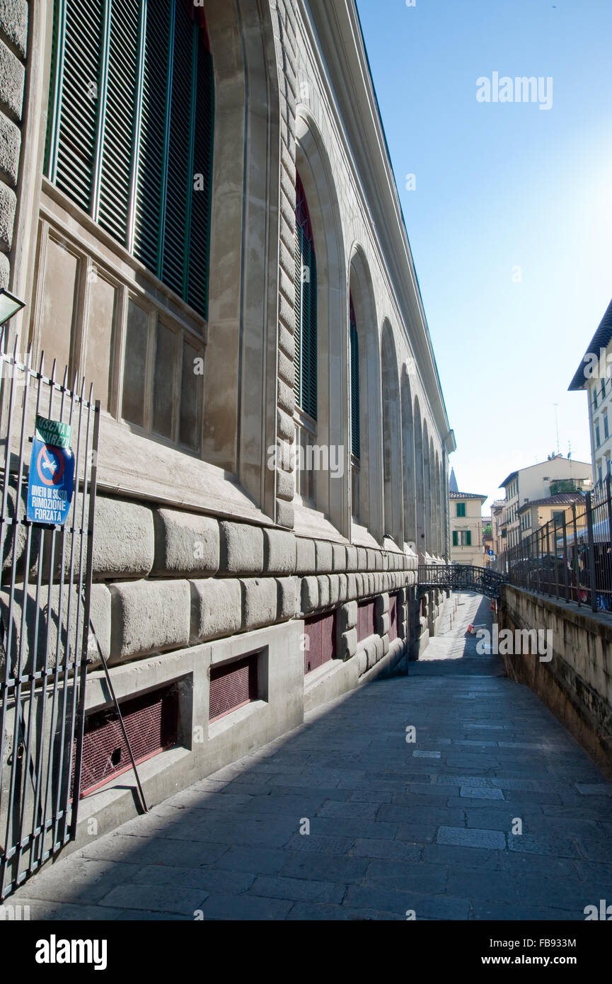 Firenze building facade hi-res stock photography and images - Alamy