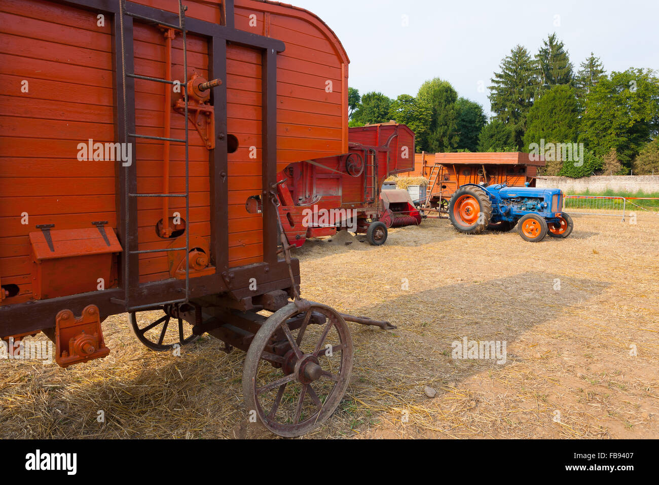 Fly pulley hi-res stock photography and images - Alamy