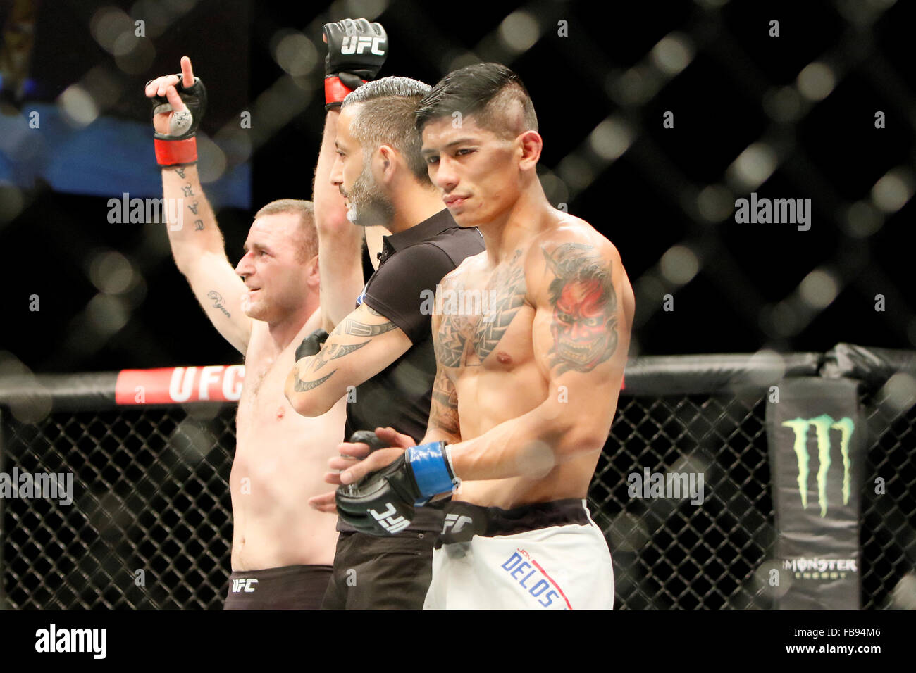 Guillotine choke hi-res stock photography and images - Alamy