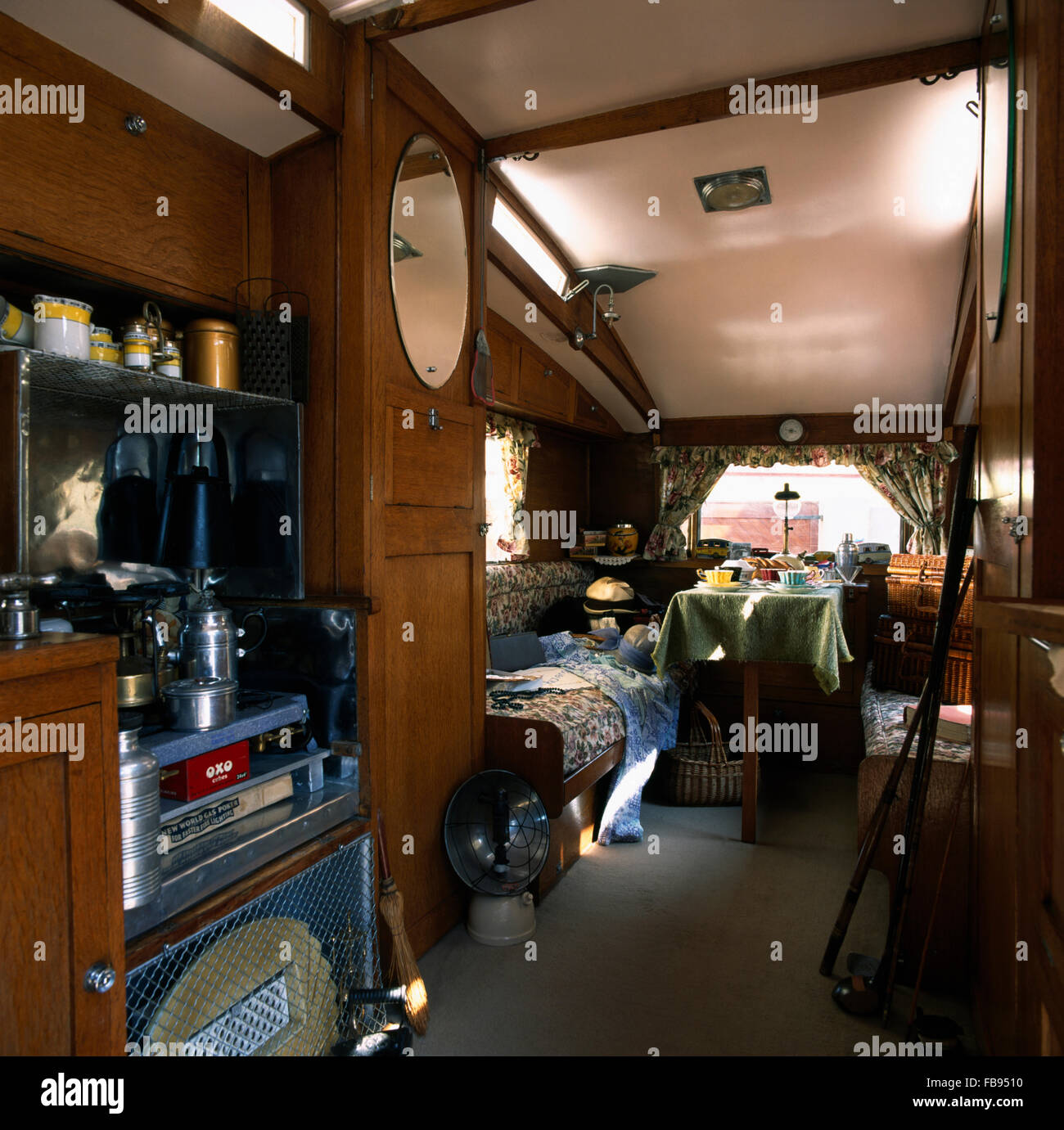 Vintage caravan interior hi-res stock photography and images - Alamy