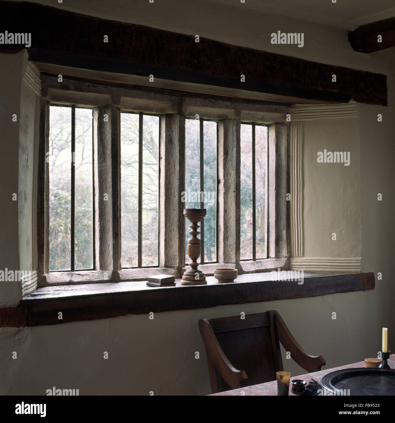 Window with stone lintels in Tudor dining room Stock Photo - Alamy