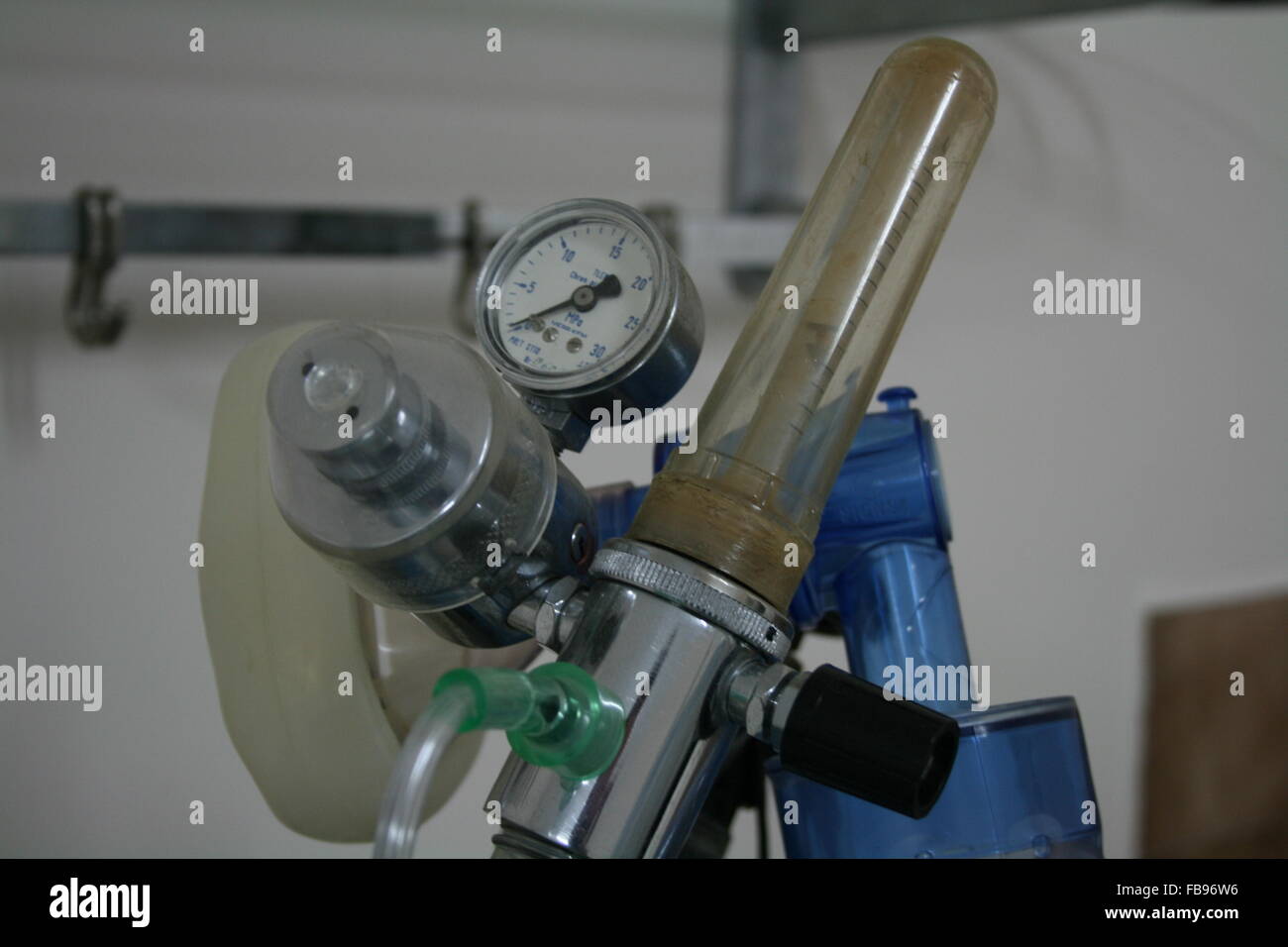 Resuscitation device hi-res stock photography and images - Alamy