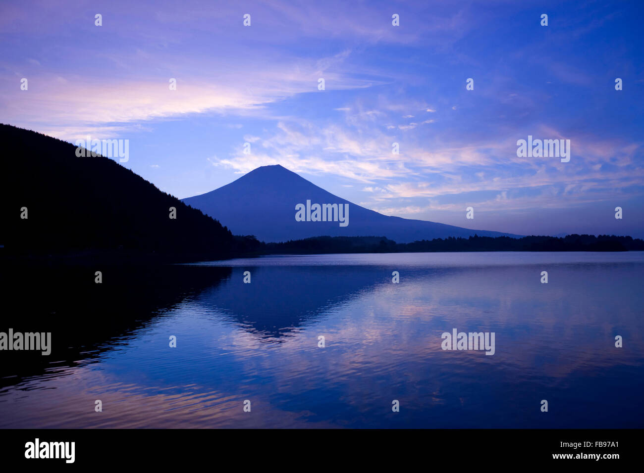 Mt. Fuji and Lake Tanuki, Shizuoka Prefecture, Japan Stock Photo - Alamy