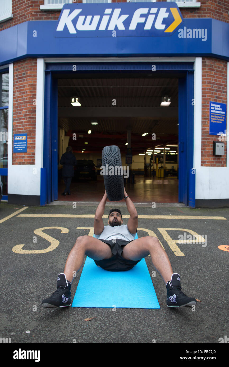 Automotive servicing company kwik fit hi-res stock photography and ...
