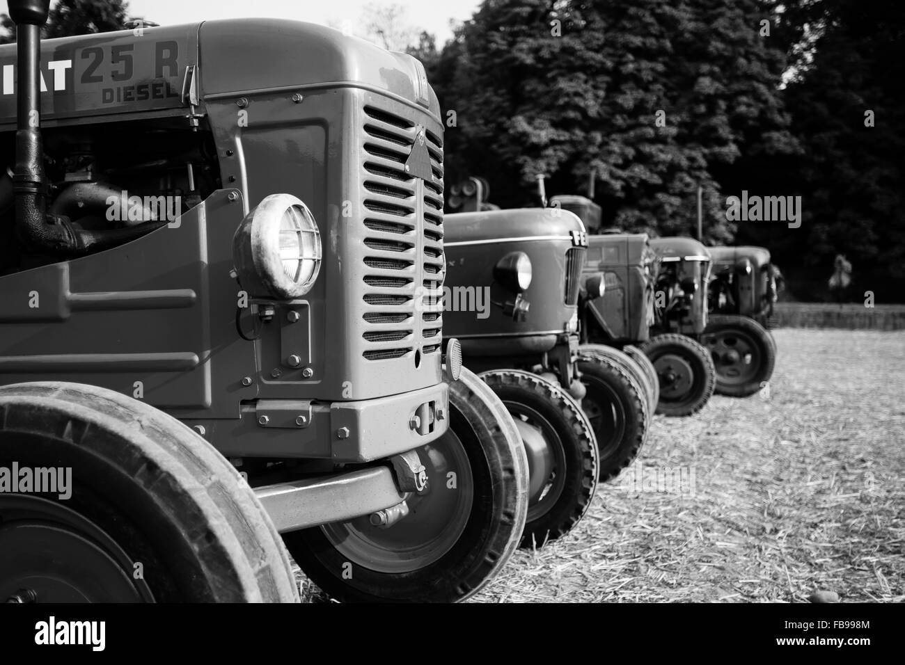Mechanic farm Black and White Stock Photos & Images - Alamy
