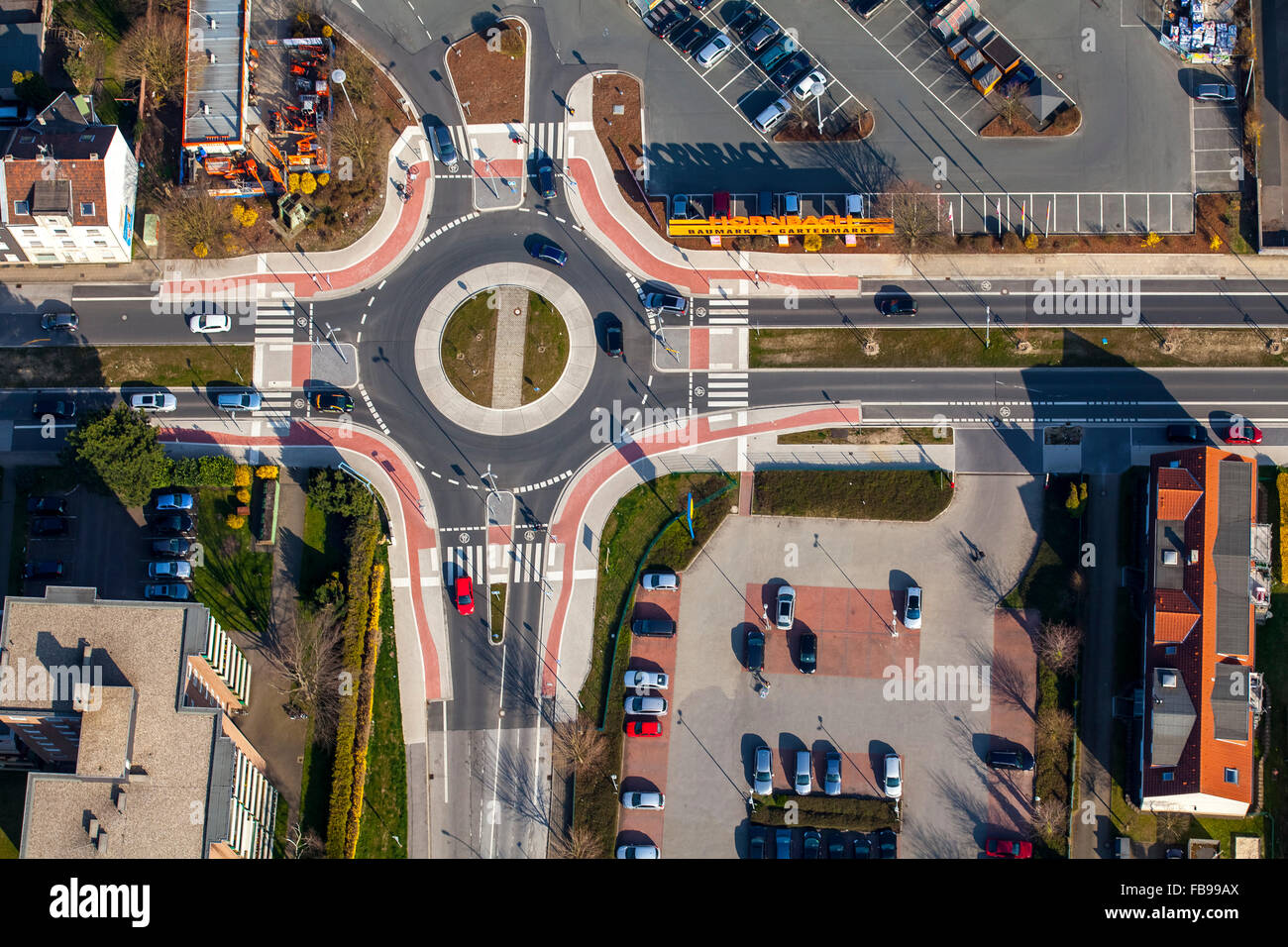 New roundabout High Resolution Stock Photography and Images - Alamy